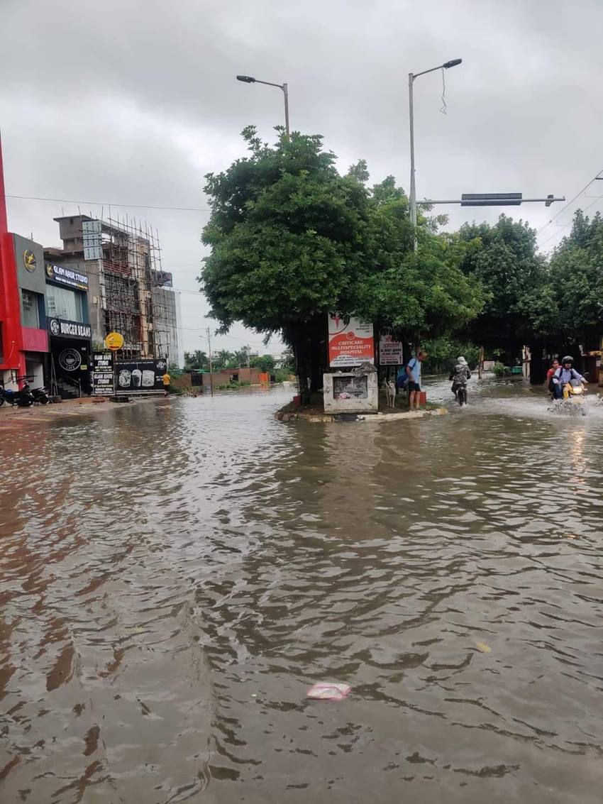 Lucknow Rain: Yogi Adityanath Led Uttar Pradesh Capital facing hard ...