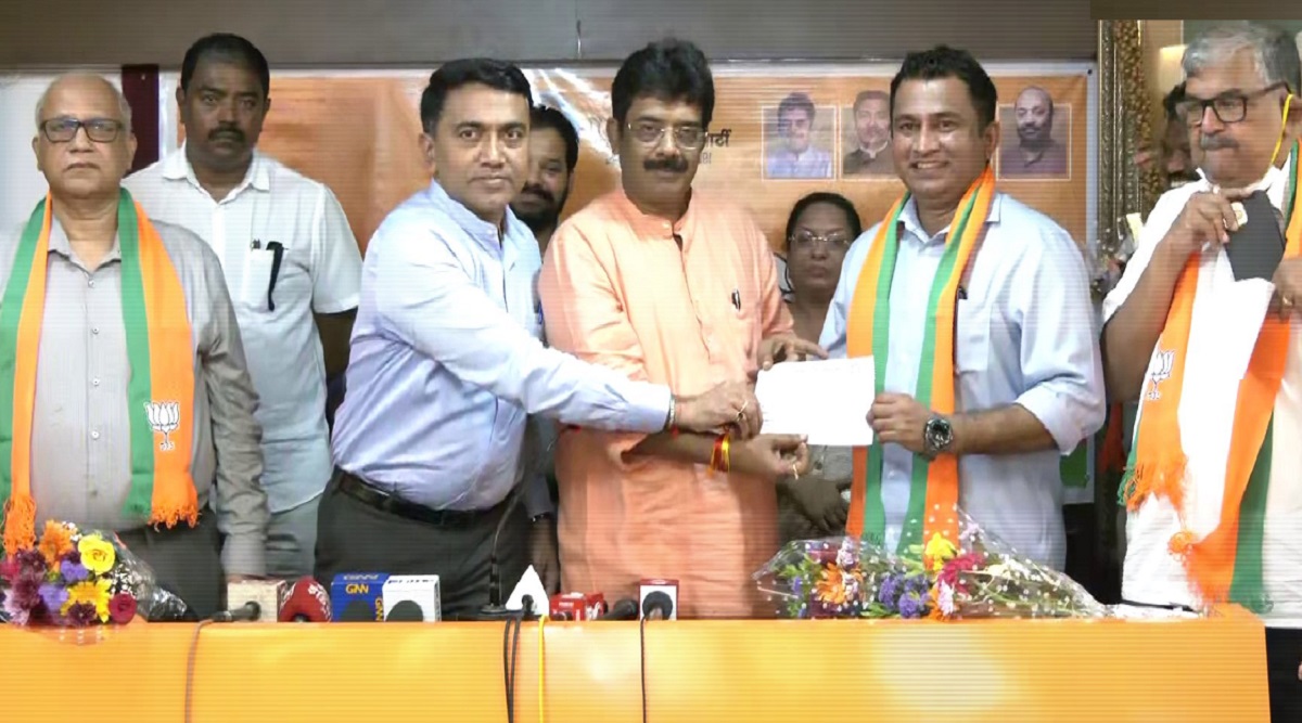 Goa Congress: Goa Congress MLAs who are set to join BJP today meet CM ...