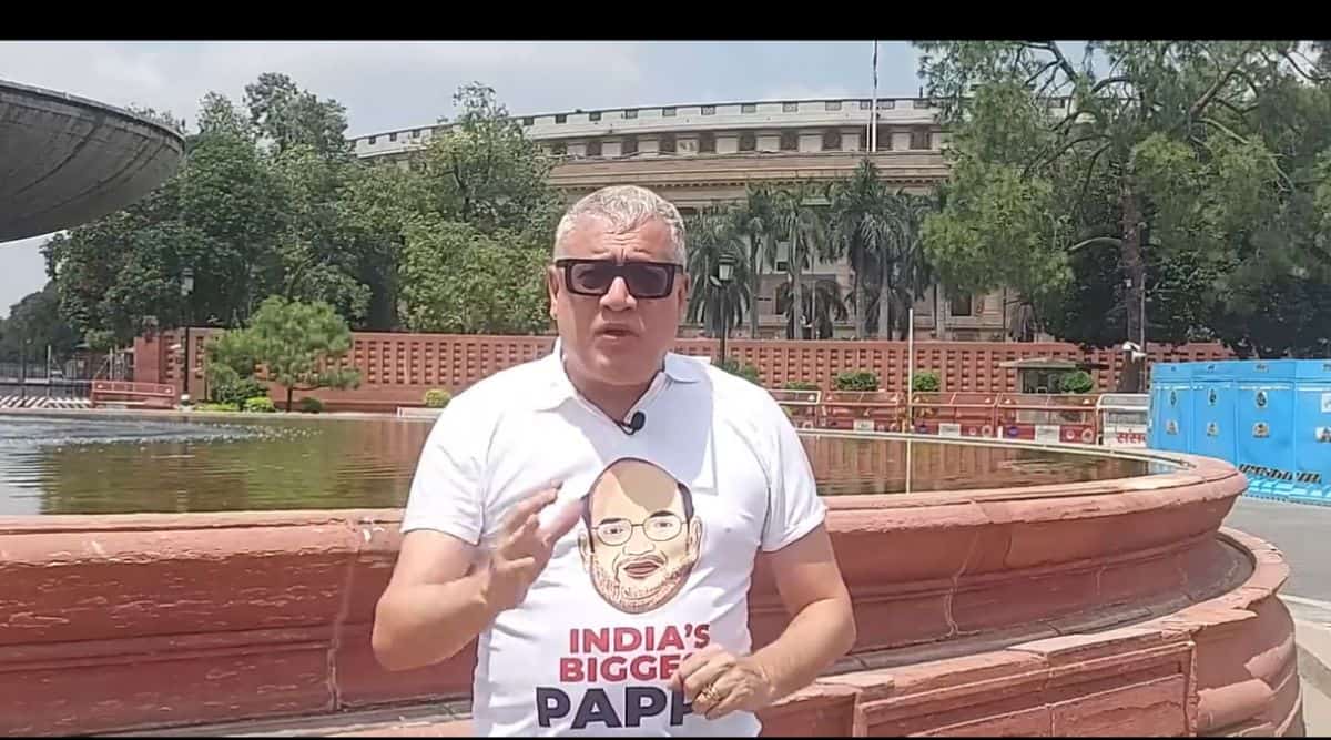 TMC made T-shirt with Amit Shah cartoon and Indias Biggest Pappu ...
