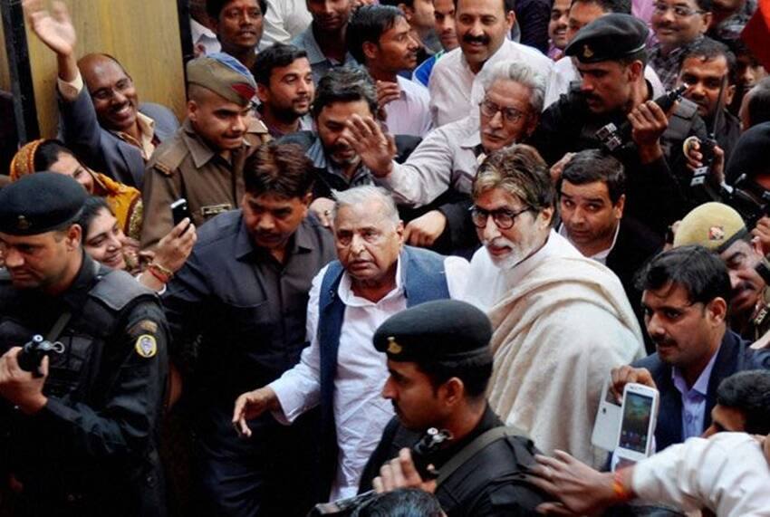 Mulayam Singh Yadav Funeral: Dimple Yadav Father in law is very close ...