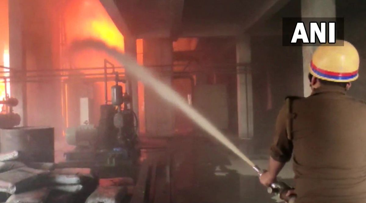 UTTAR PRADESH Fire breaks out in a sugar mill in Mohiuddinpur in Meerut ...