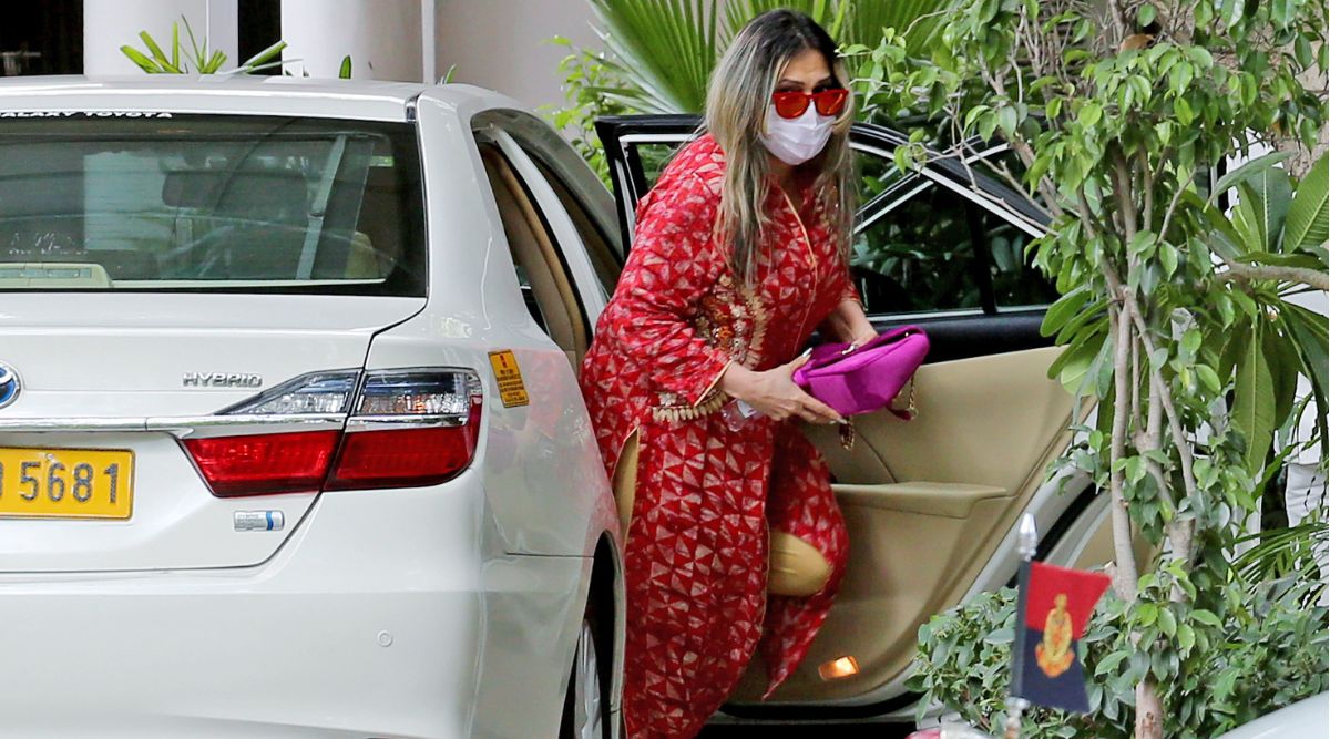 Pinky Irani arrested in conman Sukesh Chandrashekhar extortion case ...