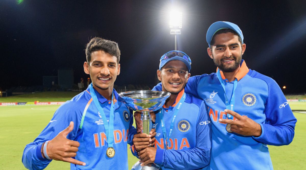 Ruturaj Gaikwad Sixes: Vijay hazare trophy Who is shiva singh when he comes in controversy ...