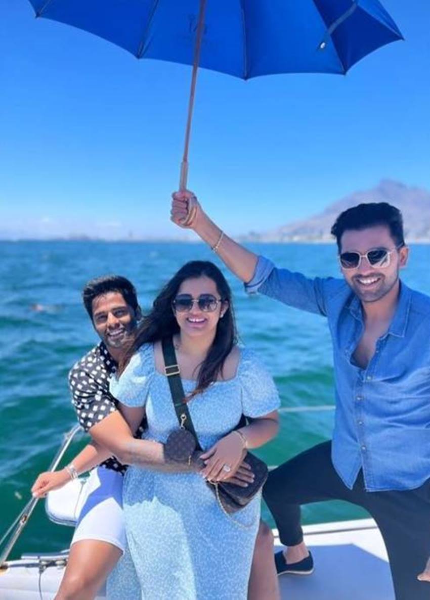 ICC t20 Semi Final 2022: Know about Surya Kumar yadav Wife Devisha Shetty and His Love Story ...