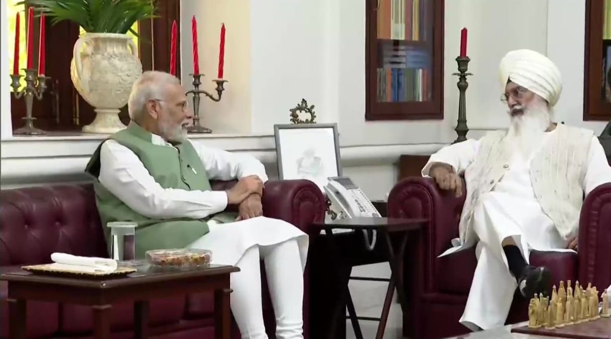 PM Modi in Radha Soami Satsang Beas: हिमाचल में चुनाव प्रचार से पहले ...