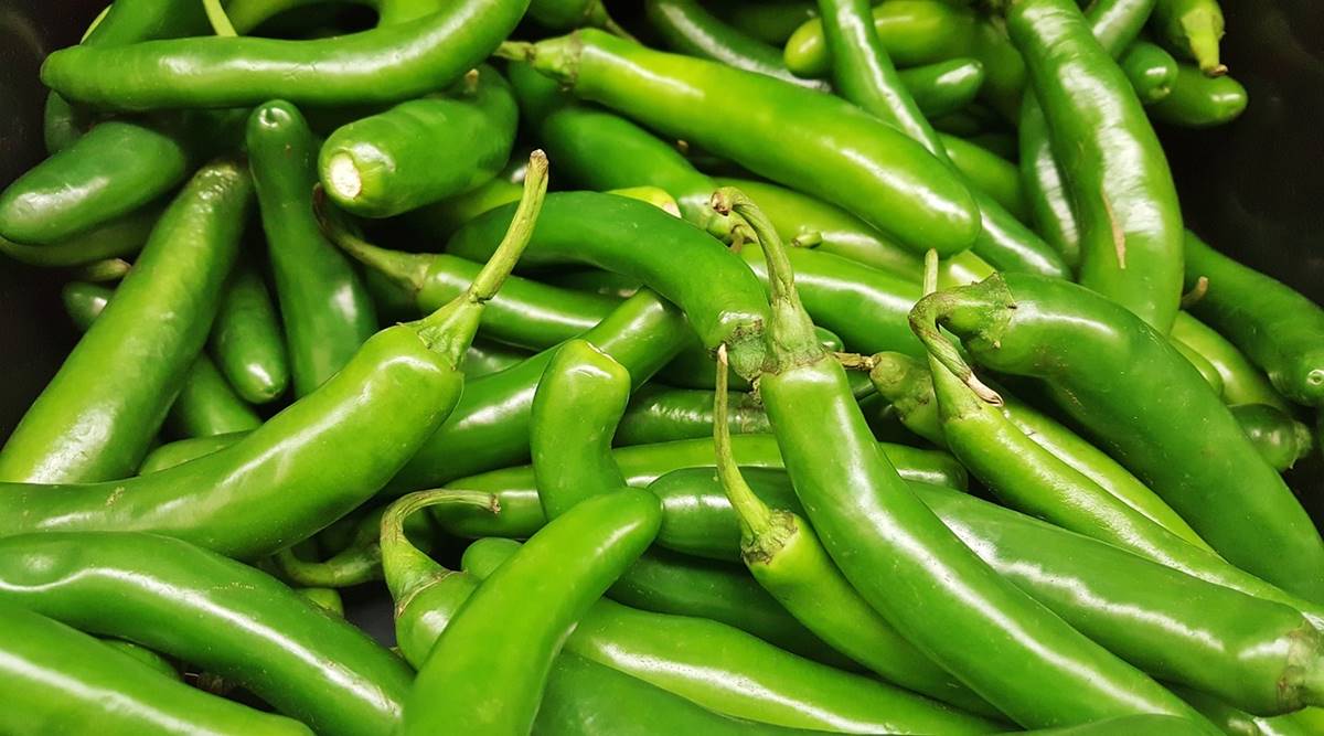 Surprising Benefits of Eating Green Chilli How Much Should I Eat ...