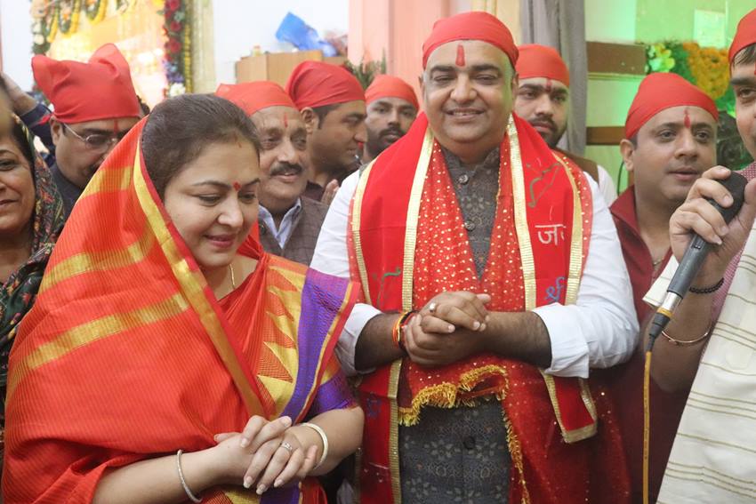 Rampur: Who Is Akash Saxena, know about Azam Khan Asim raza rival BJP ...