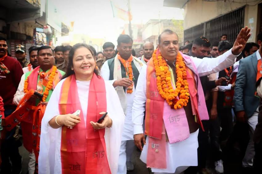 Rampur: Who Is Akash Saxena, know about Azam Khan Asim raza rival BJP ...