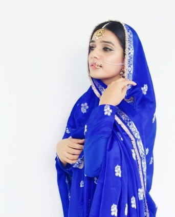 Rajkumari Sudarshana Chundawat Biography sari collection and controversy with Vikramaditya Singh ...