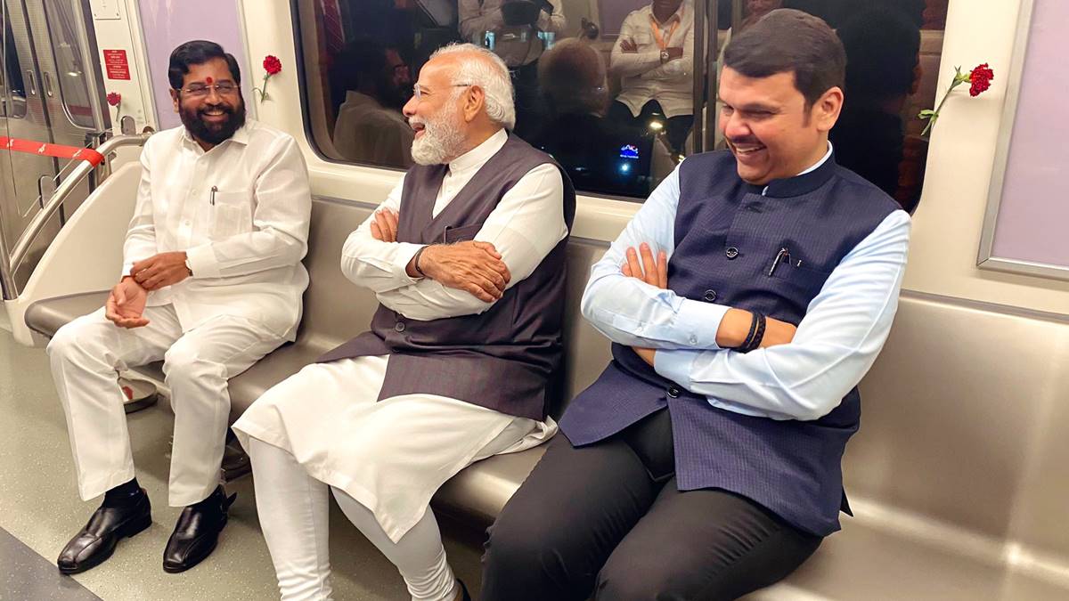 Eknath Shinde and Devendra Fadnavis were seen laughing with PM Narendra ...