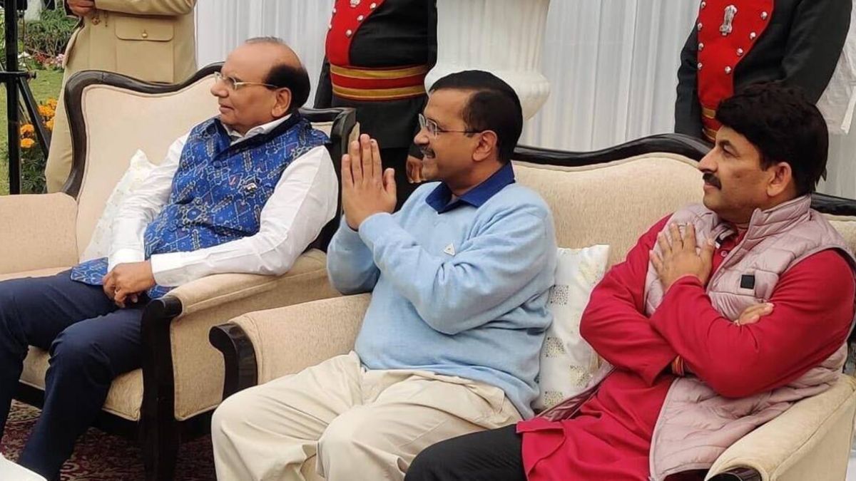 Delhi CM Arvind Kejriwal smiling LG VK Saxena with folded hands with ...