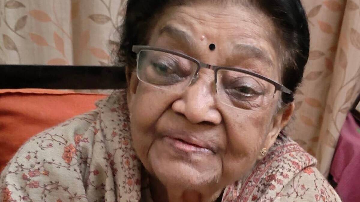 legendary singer sumitra sen passes away at 89 दिग्गज सिंगर Sumitra Sen ...