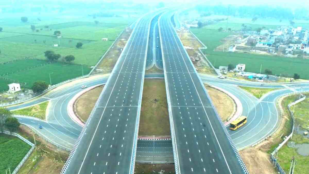 Car Bike Delhi Mumbai Expressway know 5 Big things about longest ...