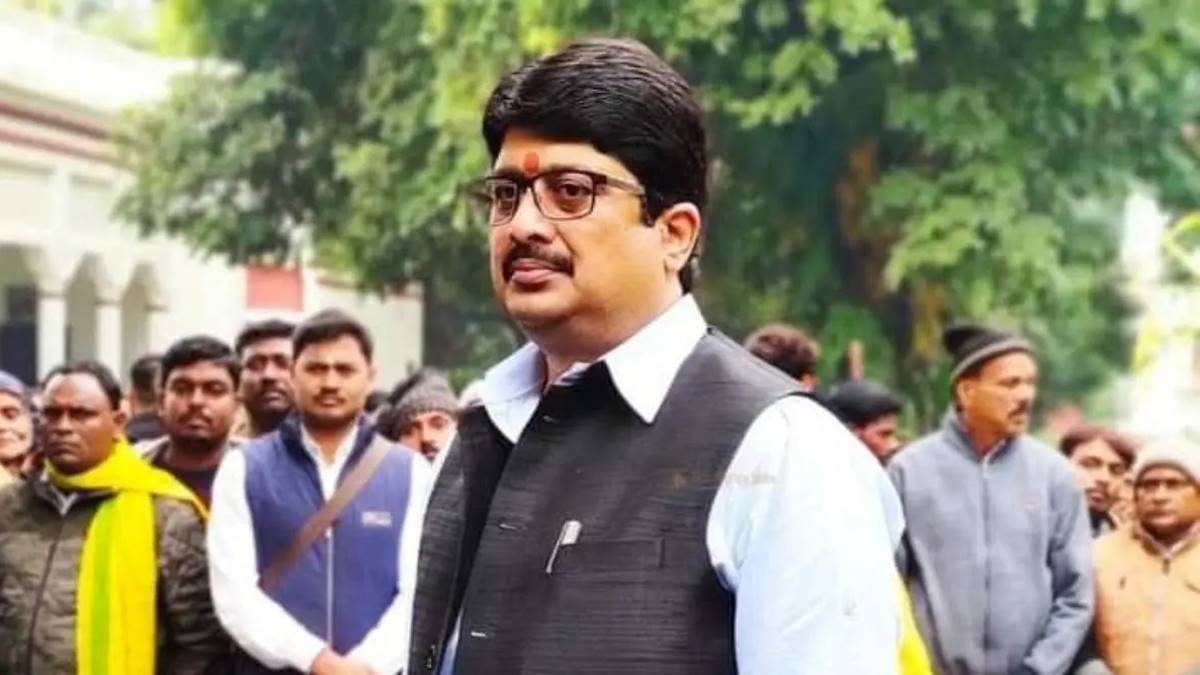 Kunda MLA Raja Bhaiya wife Bhanvi Singh filed an FIR against MLC ...