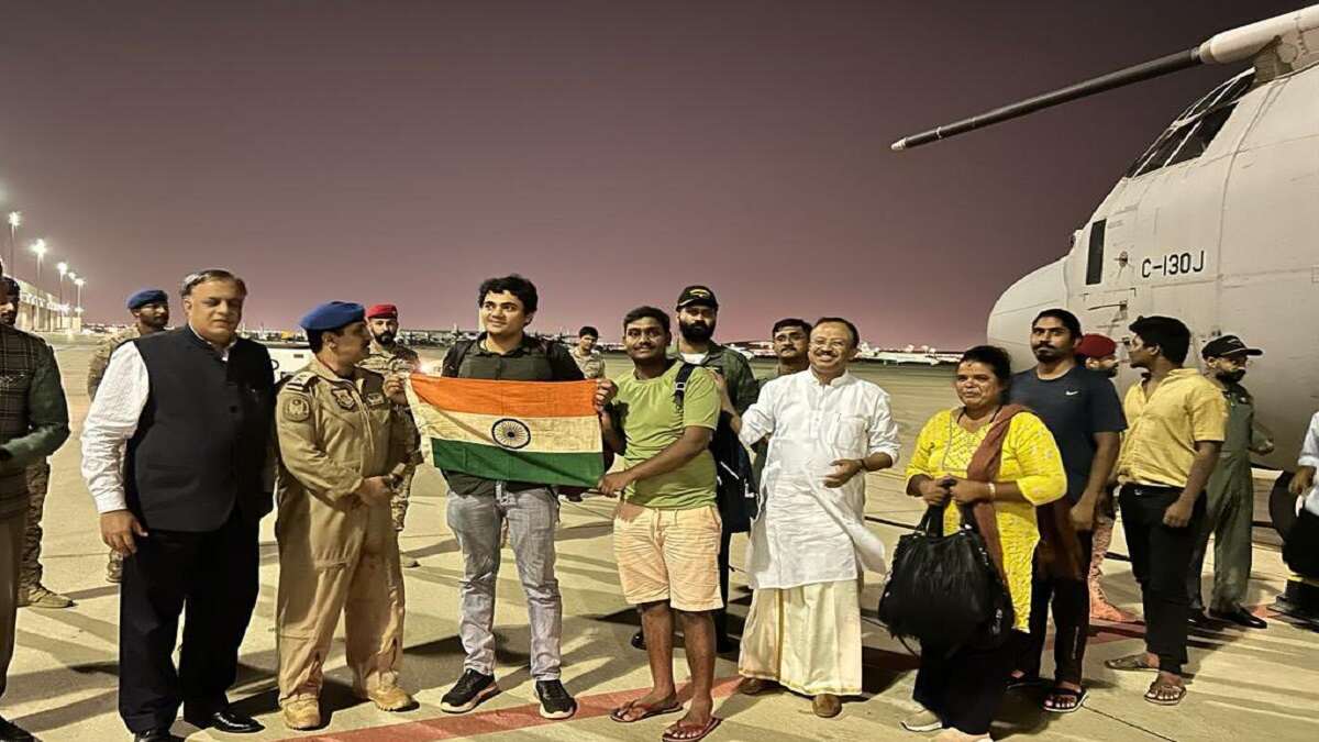 sudan operation kaveri indians reached delhi from jeddah slogans raised ...