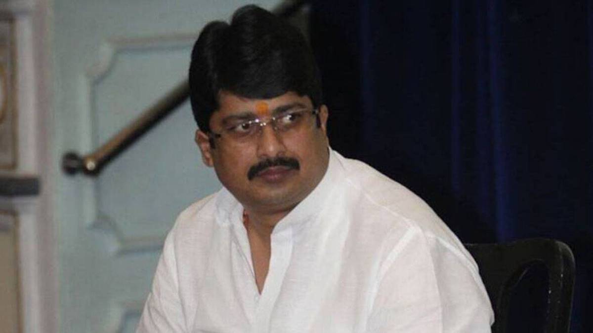 Raja Bhaiya wife Bhanvi Singh divorce case Delhi Saket Court - शादी के ...