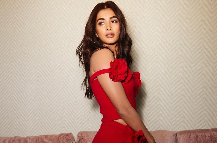 Pooja Hegde blooms like red rose in an off-shoulder top and Mini skirt ...