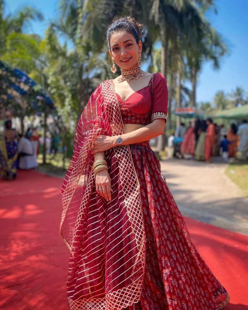 Sarabhai Vs Sarabhai actress Vaibhavi Upadhyay passws away after car ...