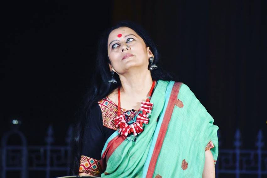 Know who is Ashish Vidyarthi first wife Rajoshi aka Piloo Vidyarthi ...