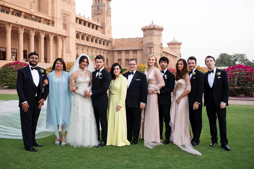 Priyanka Chopra reveals funny fact about her Hindu wedding with Nick ...