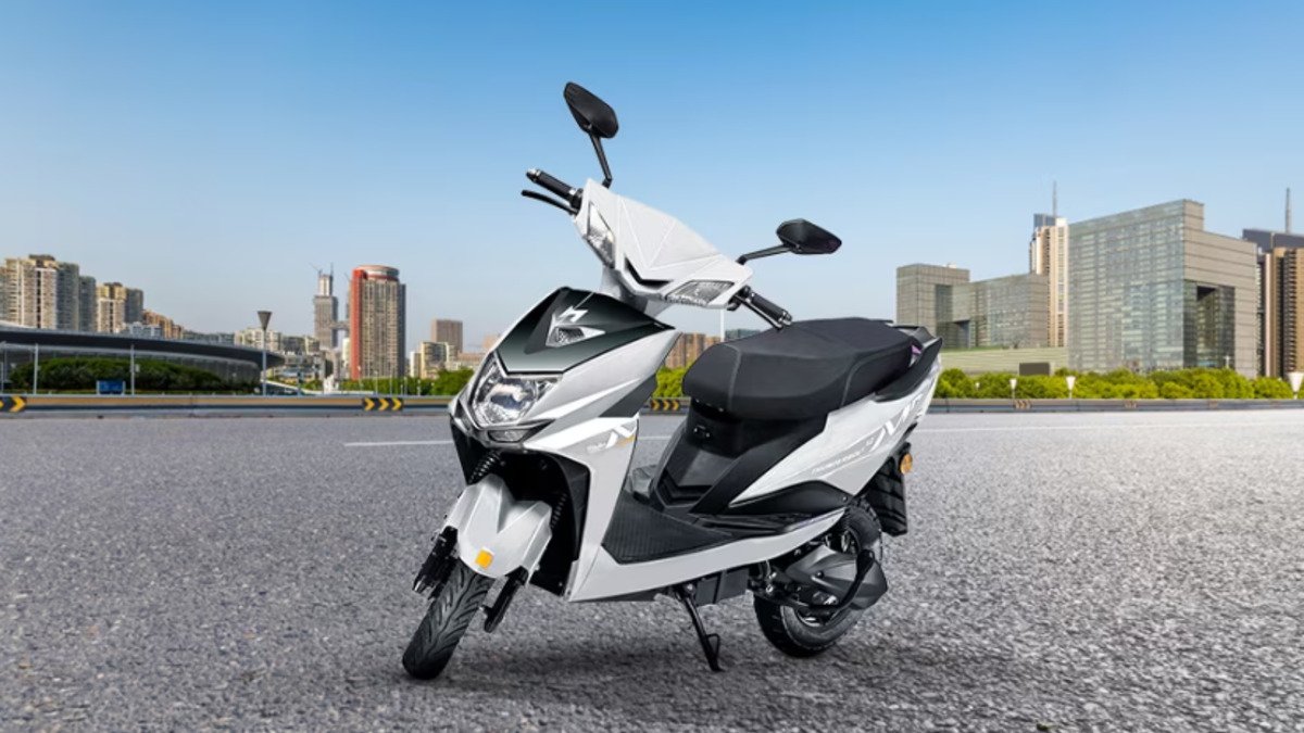 EV buying guide Thunderbolt EZ Electric Scooter with range 90 km know ...