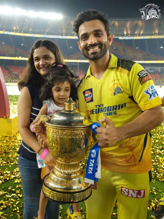 IPL 2023 ट्रॉफी पकड़ यूं नजर आईं CSK क्रिकेटर्स की पत्नियां