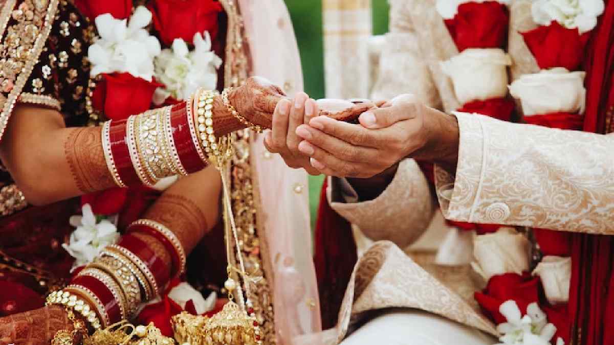 know reason why should not give pickle or achar to your married ...