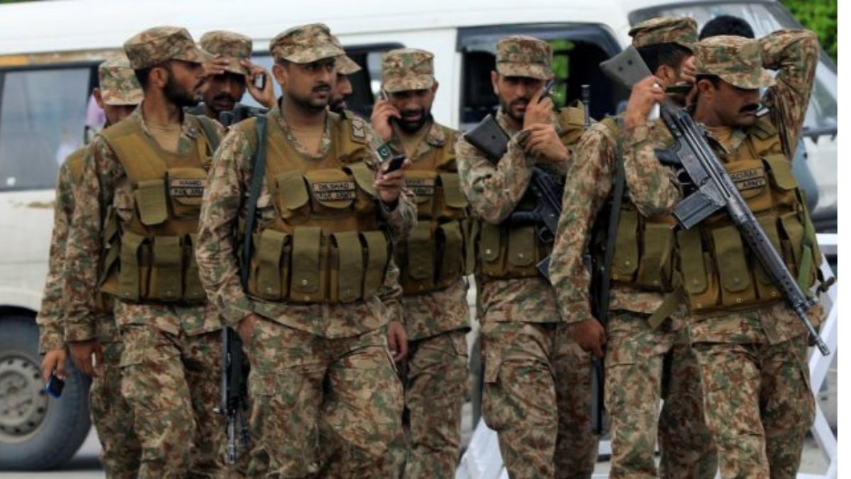 सीमा पर नहीं खेतों में दिखेगी पाकिस्तानी फौज! टैंक की जगह चलाएंगे ...