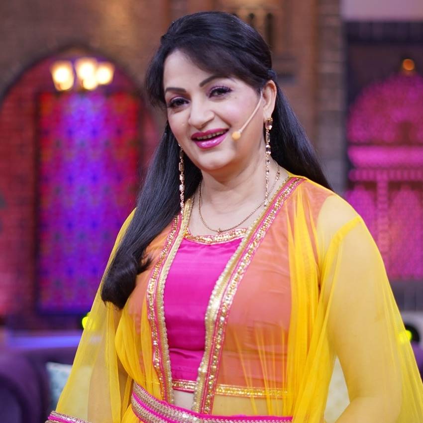 Upasana Singh Birthday: The Kapil Sharma Show fame Upasana Singh aka ...