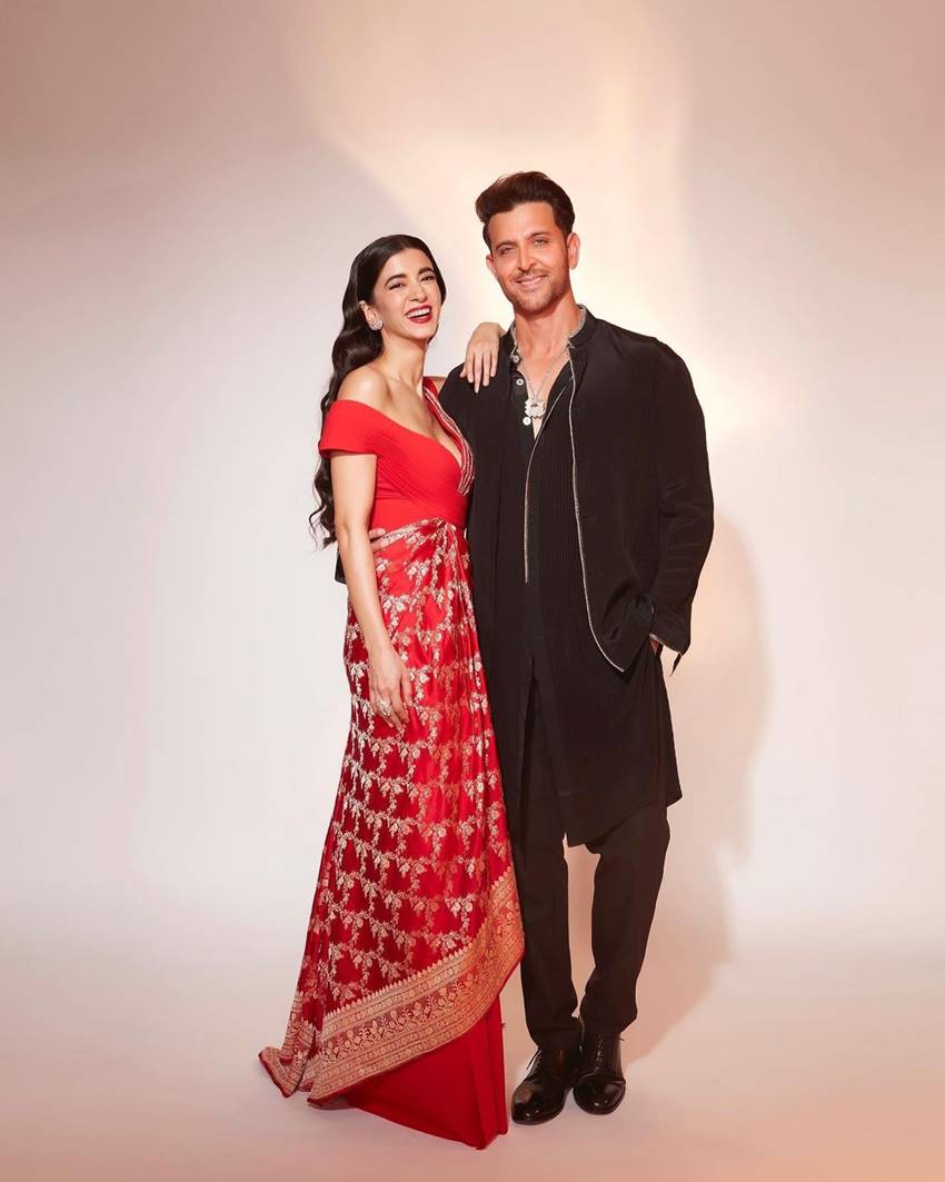 Saba Azad and Hrithik Roshan serve 'couple goals' with new photos - यलो ...