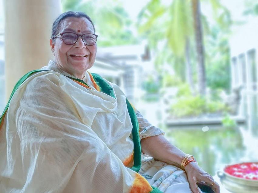 Anupam Kher's first wife Madhumalati Kapoor got divorced with second ...