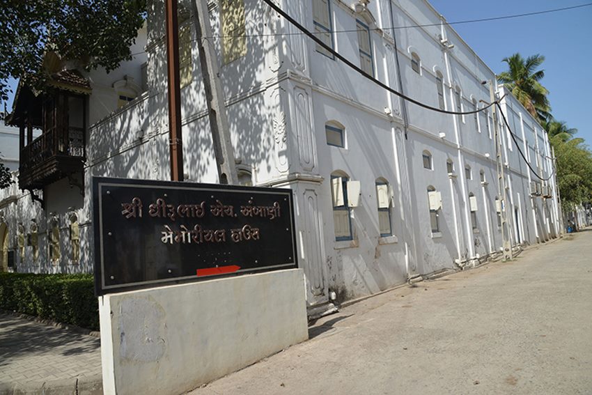 You can visit Mukesh Ambani's 100-Year-Old Ancestral Home Dhirubhai ...