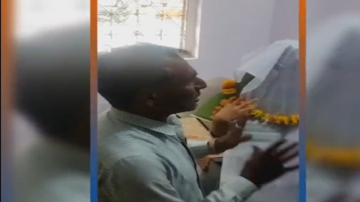 father declared daughter death by wrapping kafan to her because she ...