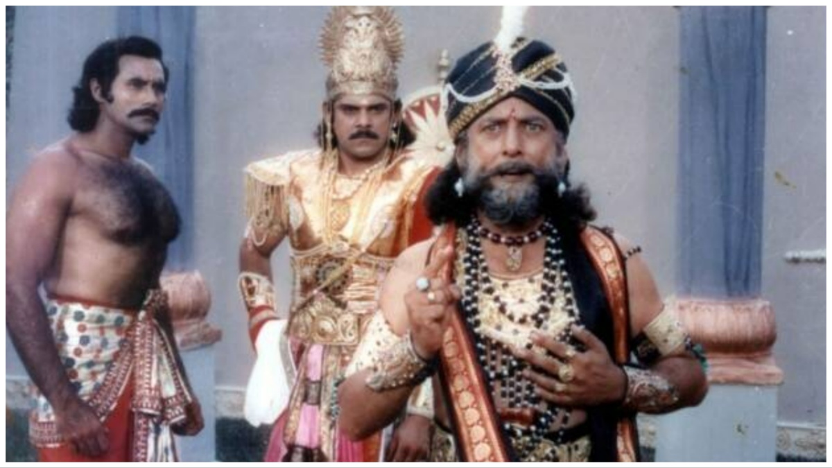 Shakuni Mama received threat breaking leg not given seat in train gufi ...