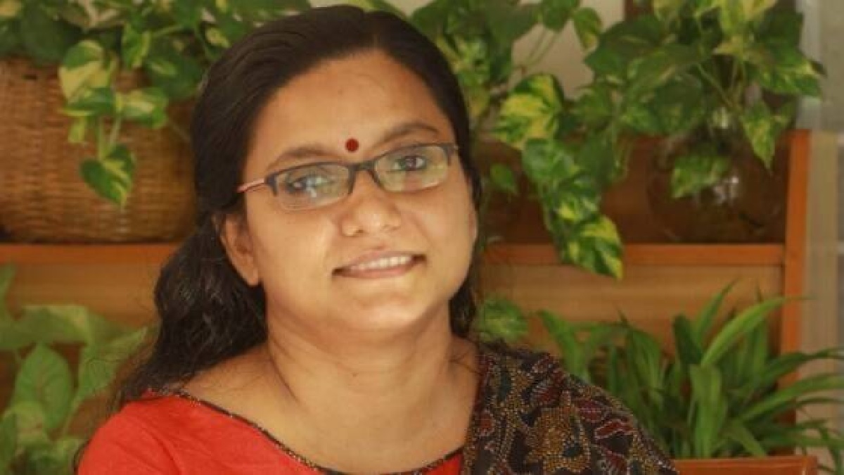 Kerala HC relief to CM Vijayan's PS's wife, single bench order rejected ...