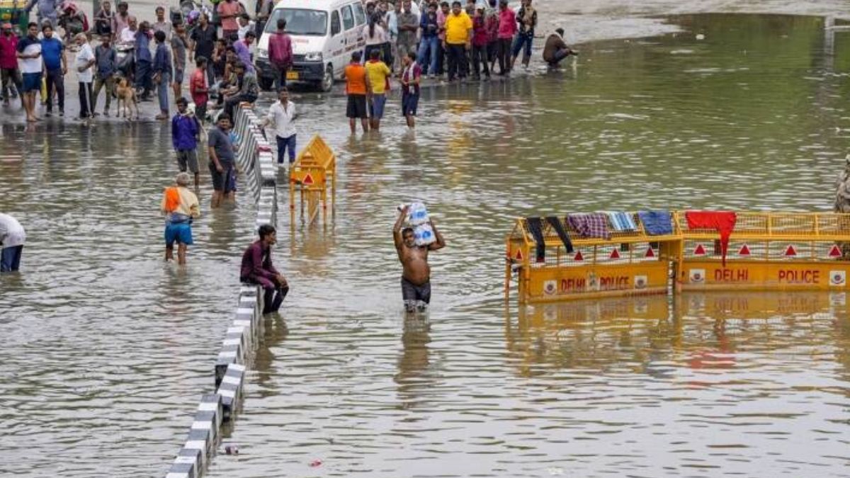 Heavy rains and floods wreak havoc in many states of North India red ...