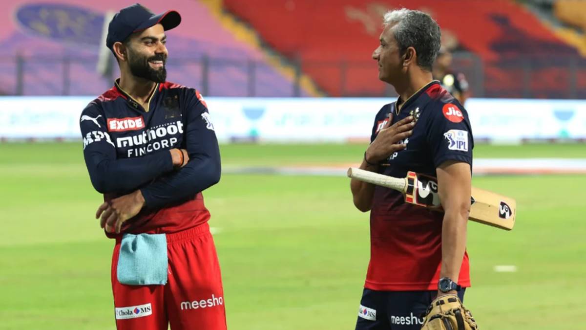 RCB part ways with Sanjay Bangar and Mike Hesson Virat Kohli-RCB ने ...
