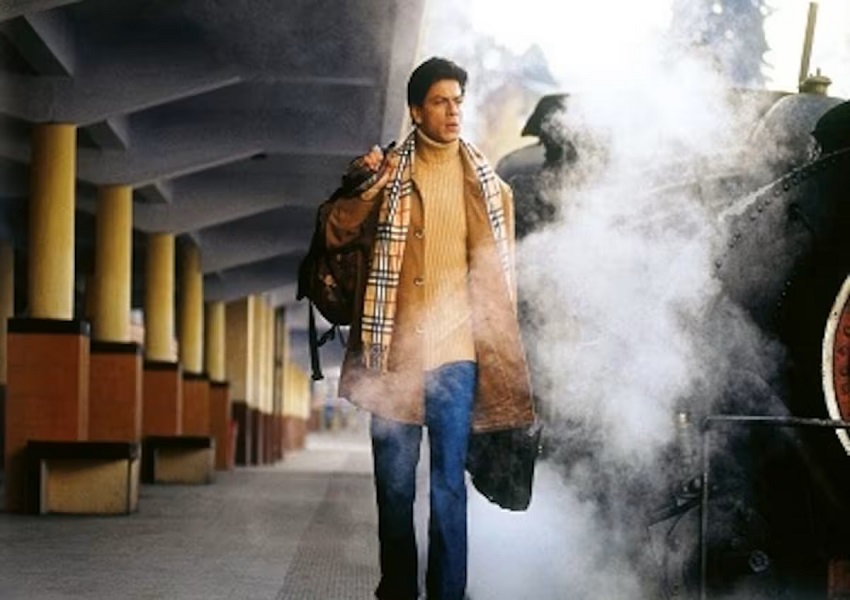 Shah Rukh Khan has given iconic train scenes in many films before Jawan ...