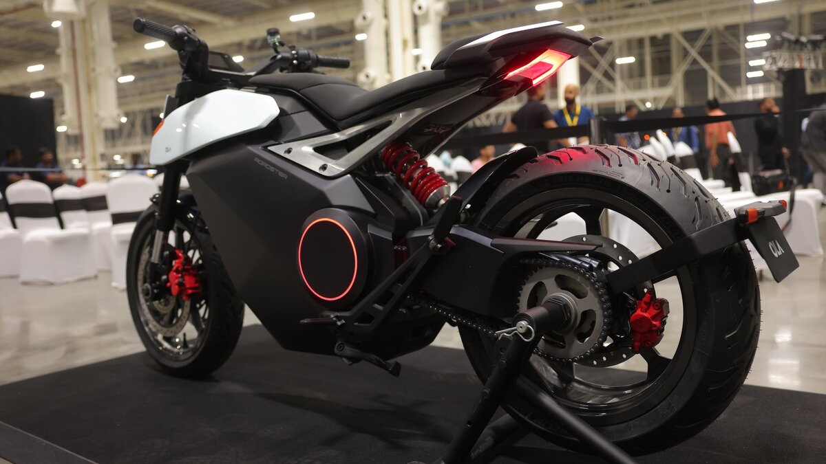 Ola Electric unveils Cruiser Roadster Adventure and Diamondhead concept ...