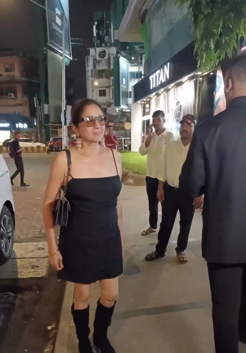 64 years old Neena Gupta showed bold avatar, flaunted toned legs in one ...