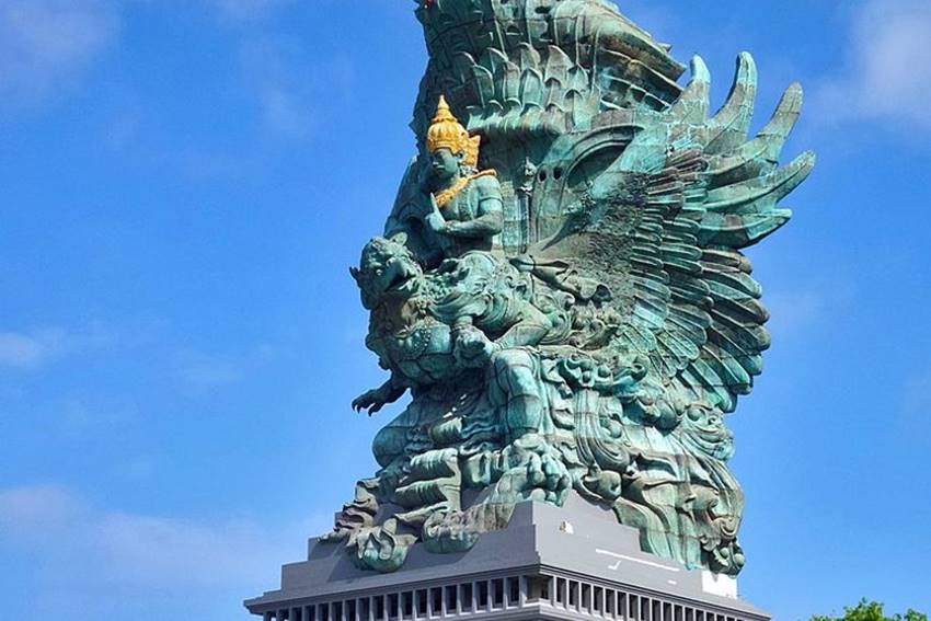 Worlds tallest Building: Highest Lord Vishnu Statue in Bali Indonesia ...