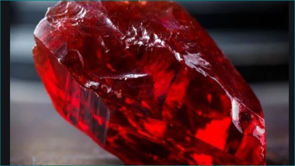 Paras is nature of man in which depth of soul is reflected-पारस मनुष्य ...