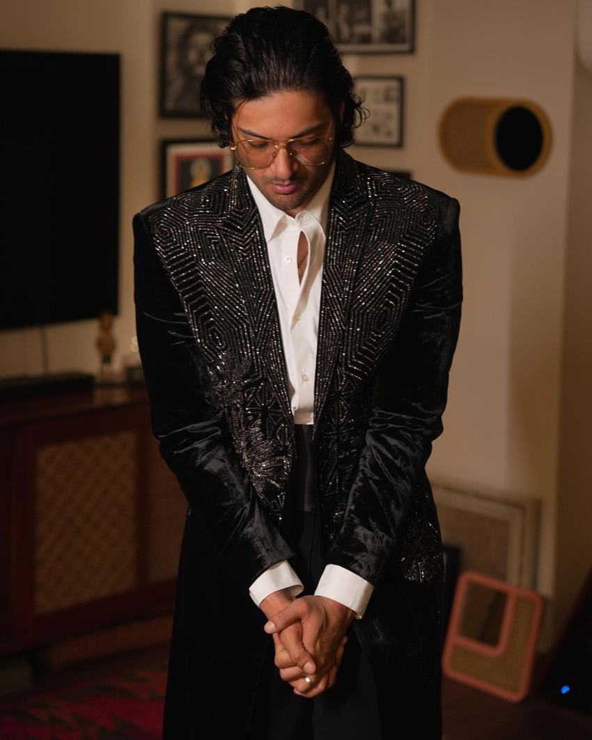 Ali Fazal recalls being uncomfortable with random intimate scene in a ...