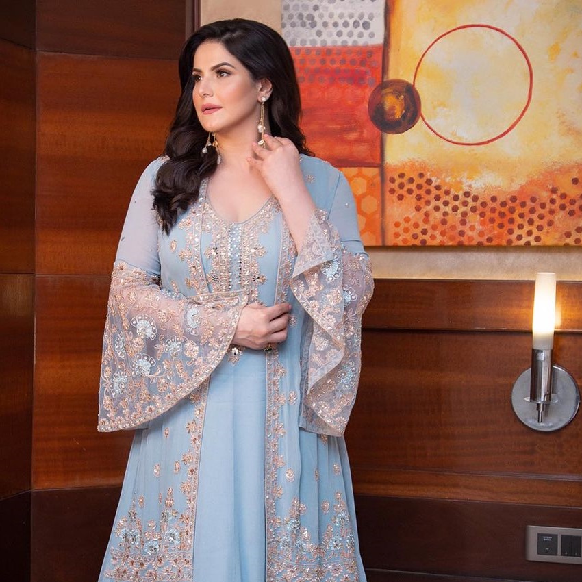Zareen Khan looked beautiful in light blue embroidered suit, fans are ...