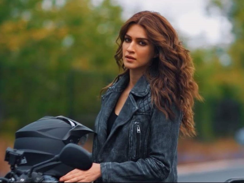 Kriti Sanon: When Ganpath Actress recieved call from BJP Minister ...