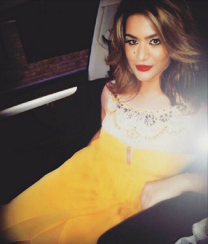 ब्रेन ट्यूमर से मां की हुई मौत, पिता से दूर नाना-नानी के साथ रहती है ...