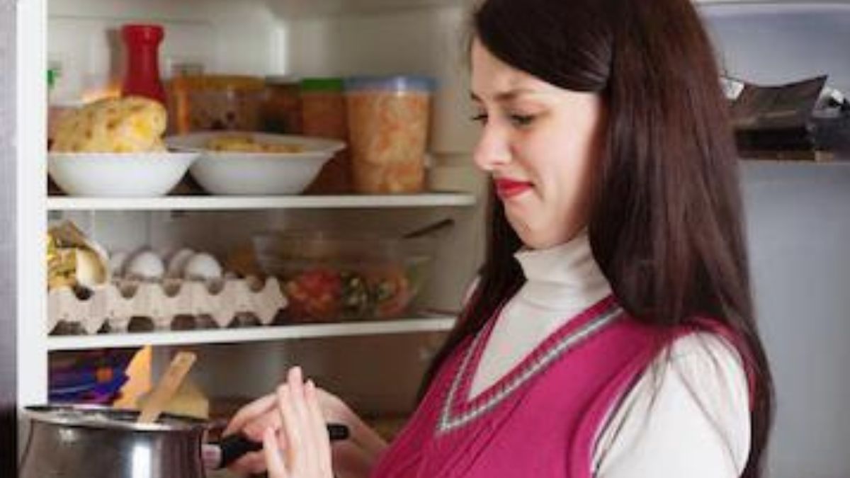 इन 4 फूड्स को फ्रिज में रखेंगे तो ये ज़हर बन जाएंगे, एक्सपर्ट से जानिए ...