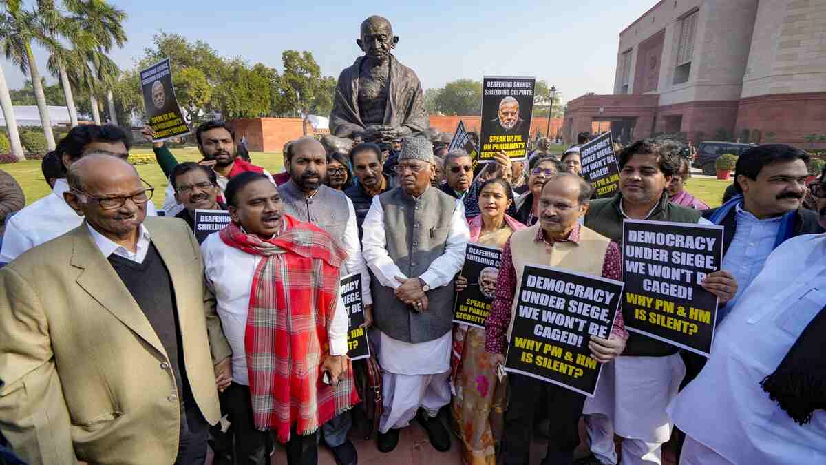 lok sabha secretariat issues circular for suspended mp ban for entering ...