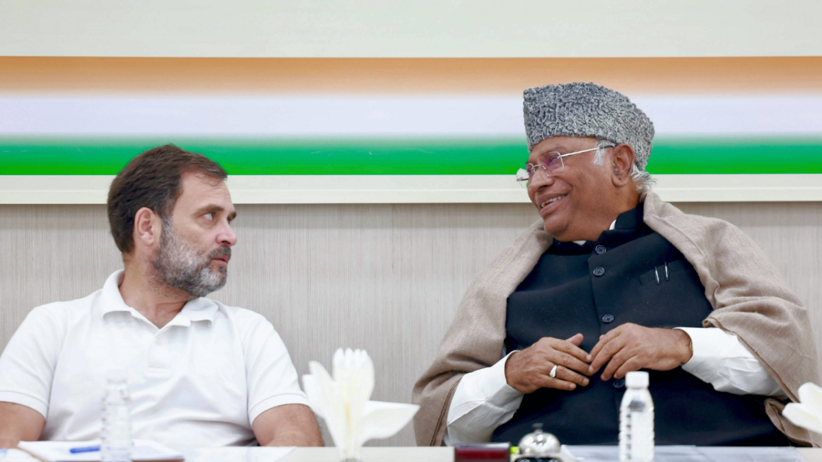 12 नियुक्तियां और सिर्फ एक OBC! खड़गे की नई टीम राहुल गांधी की सियासत ...