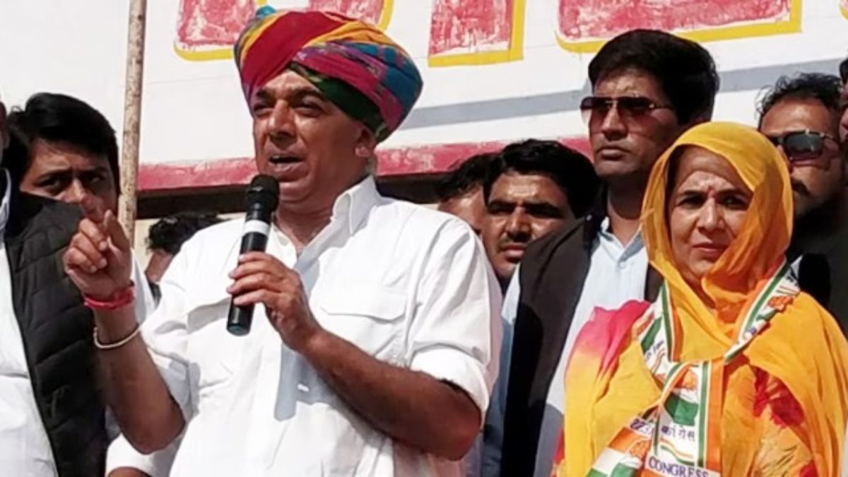 पूर्व केंद्रीय मंत्री जसवंत सिंह के बेटे मानवेंद्र सिंह की कार का ...